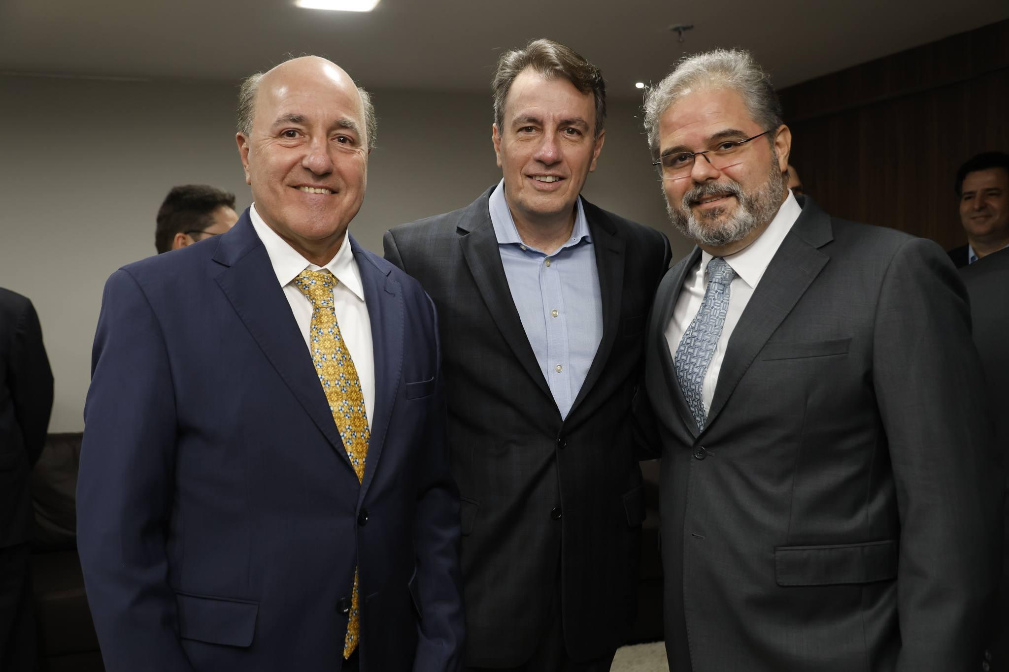 CAPTEI: Edson Queiroz - O Farol do Empreendedorismo Cearense - Jeritza Gurgel - Diário do Nordeste